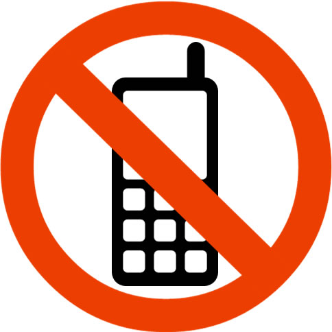 Driving Whilst Using A Mobile Phone – Driving Test Tips