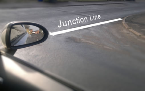 T-Junction Lines