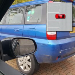 Forward Parking into a Bay Reference Points